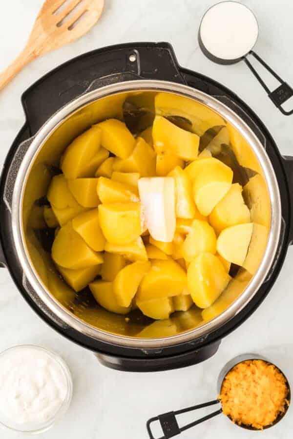 Cheesy Ninja Foodi Mashed Potatoes - Boots & Hooves Homestead