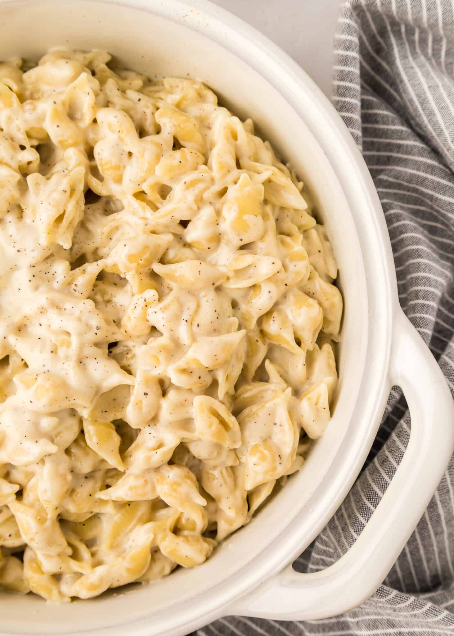 Creamy White Cheddar Mac and Cheese - Boots & Hooves Homestead