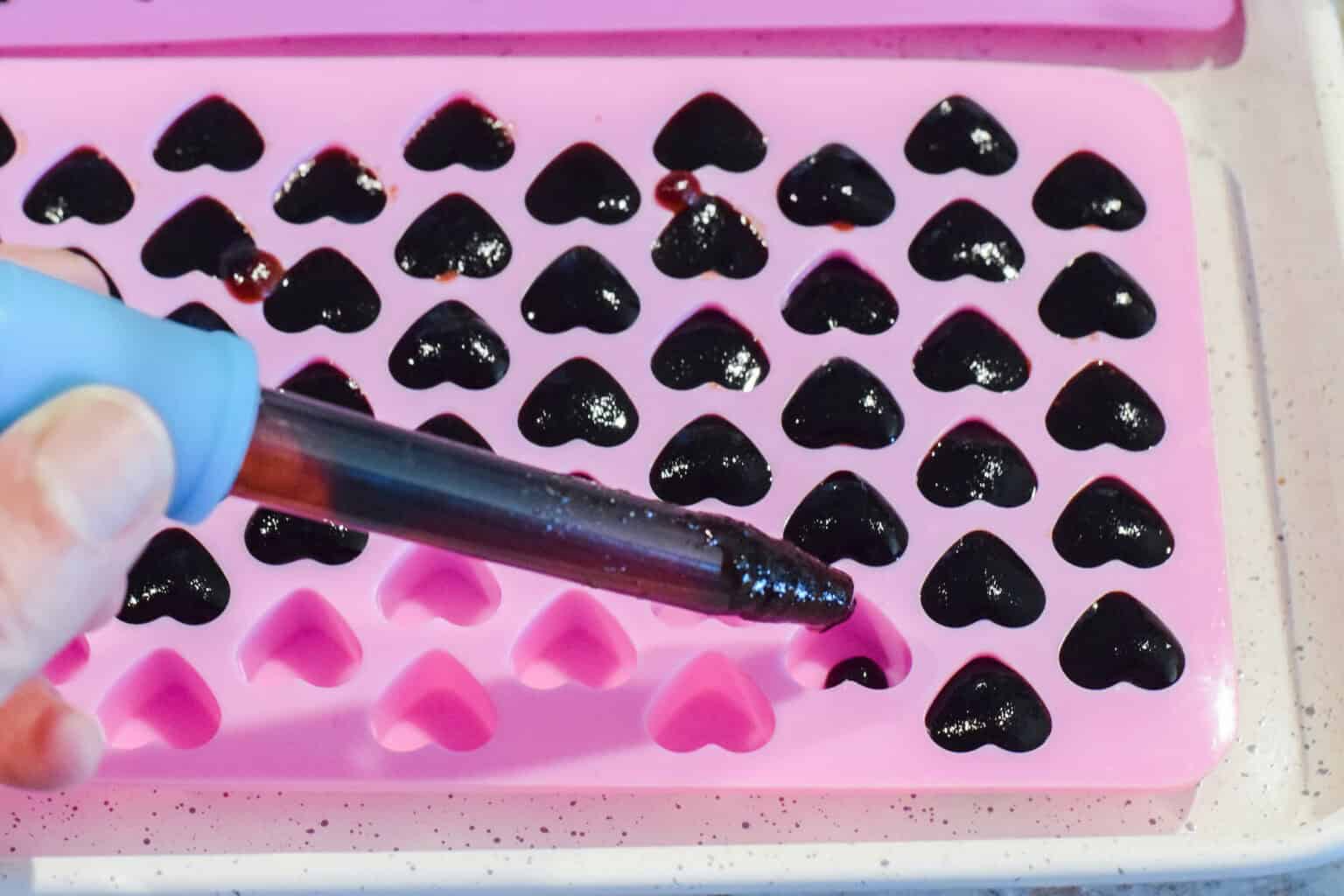 Homemade Elderberry Gummies (Simple DIY Immune Recipe) - Boots & Hooves ...